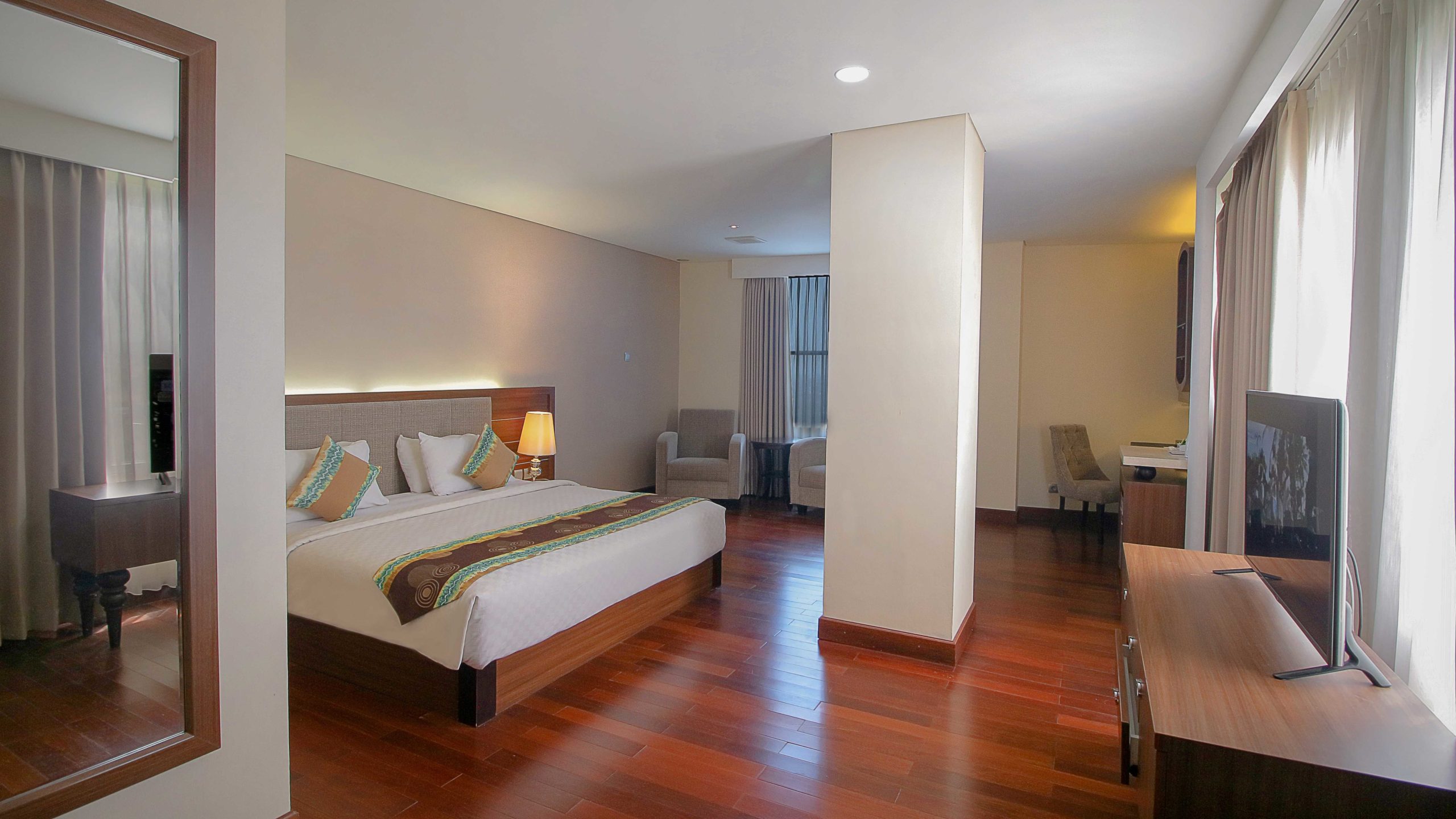 Grand Qin Hotel